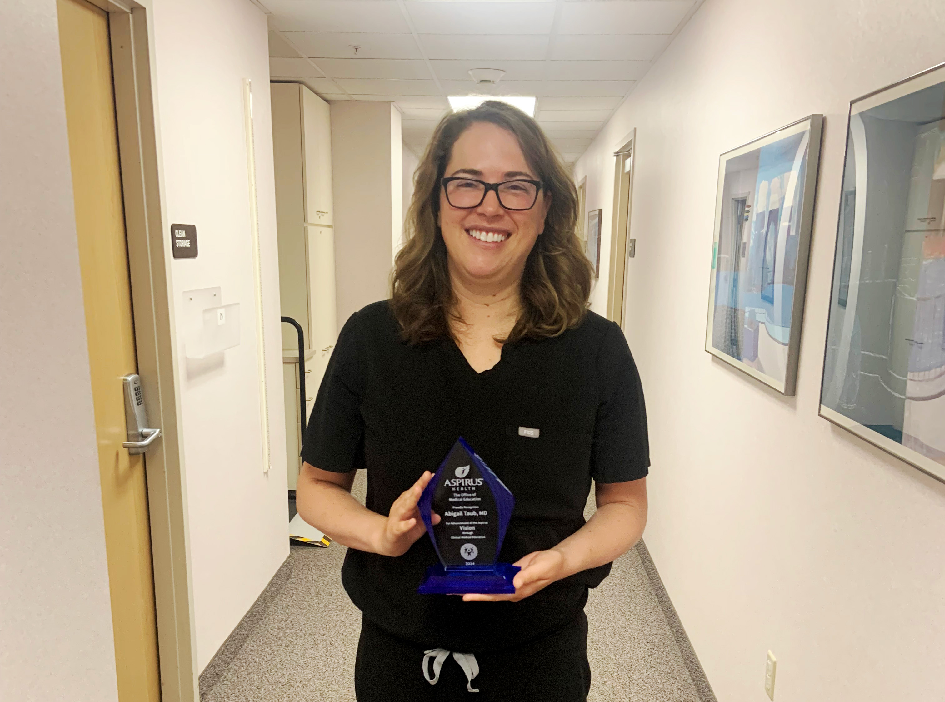 Dr. Abigail Taub Receives Aspirus OME Vision Award | Press Room ...