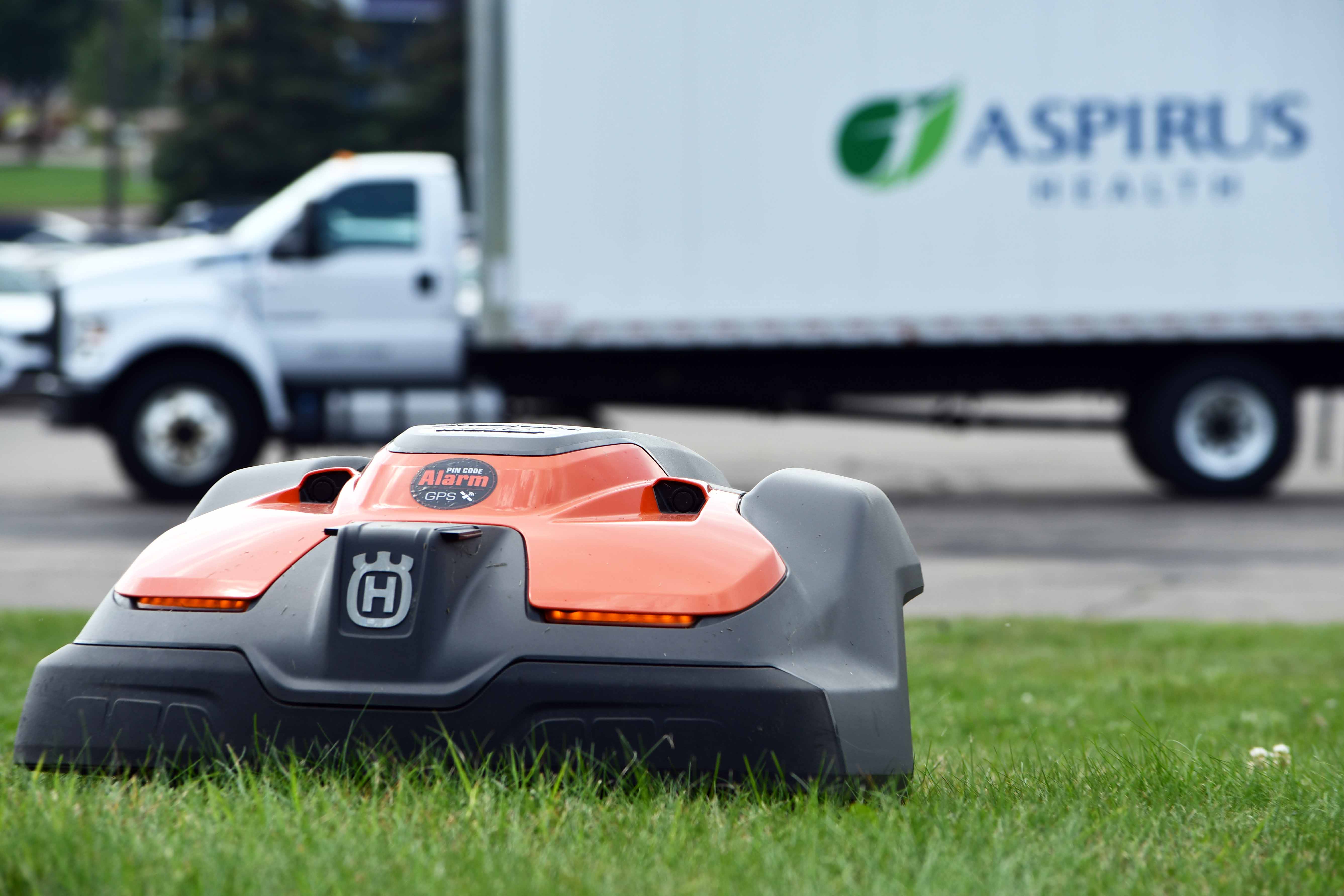 Aspirus enlists autonomous lawn mowers to support sustainability ...